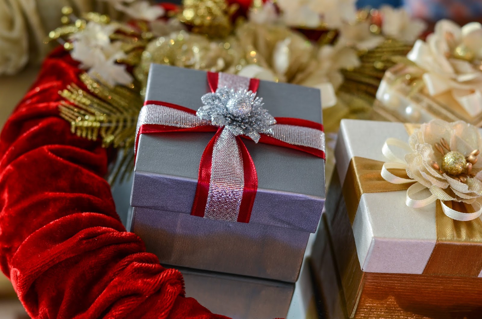 Wedding Cards Pakistan Zem Printers: Favour Boxes (Bid ki Dabi) Favour ...