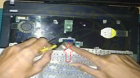 cara bongkar pasang keyboard laptop - PRAKTEK OTODIDAK