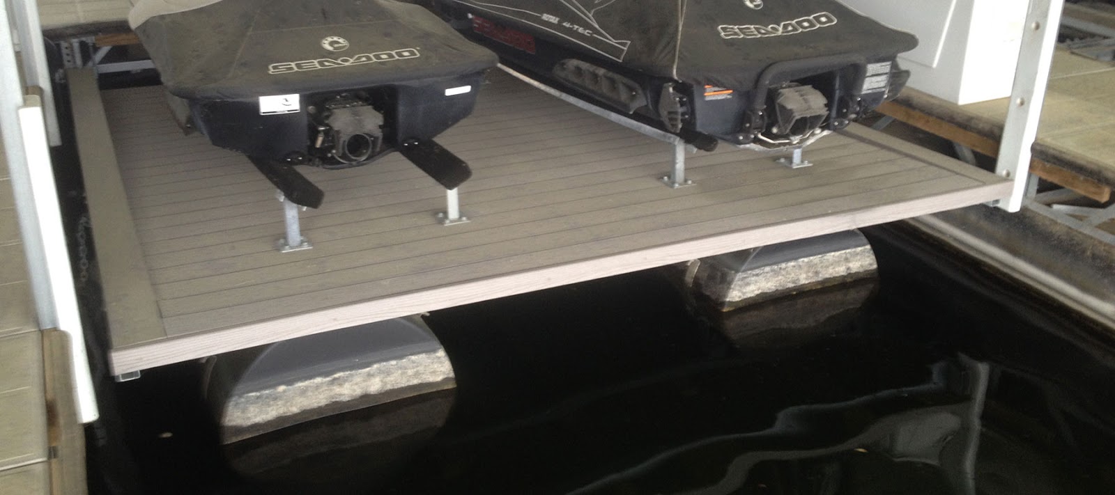 Summerset Boat Lifts: Tips for a Safer Boarding Experience