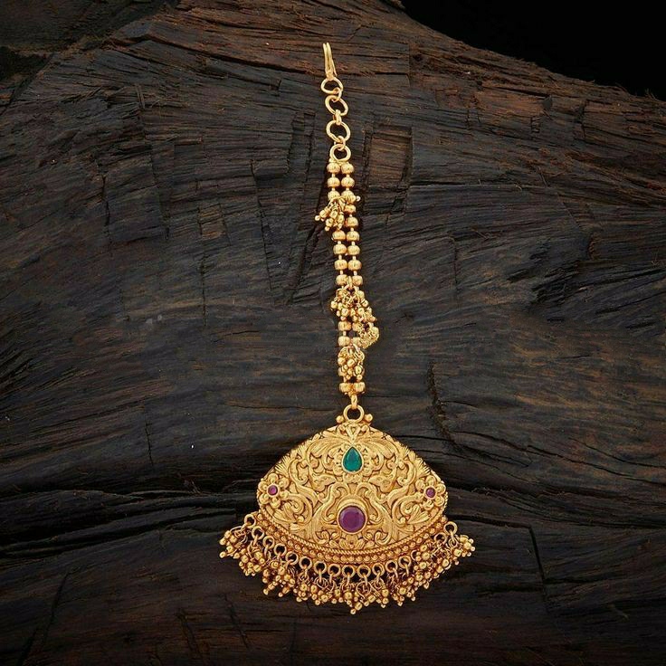 Gold maang tikka designs