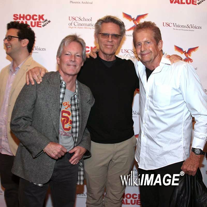 If You See Someone Without A Smile ...: Oct 18, 2014