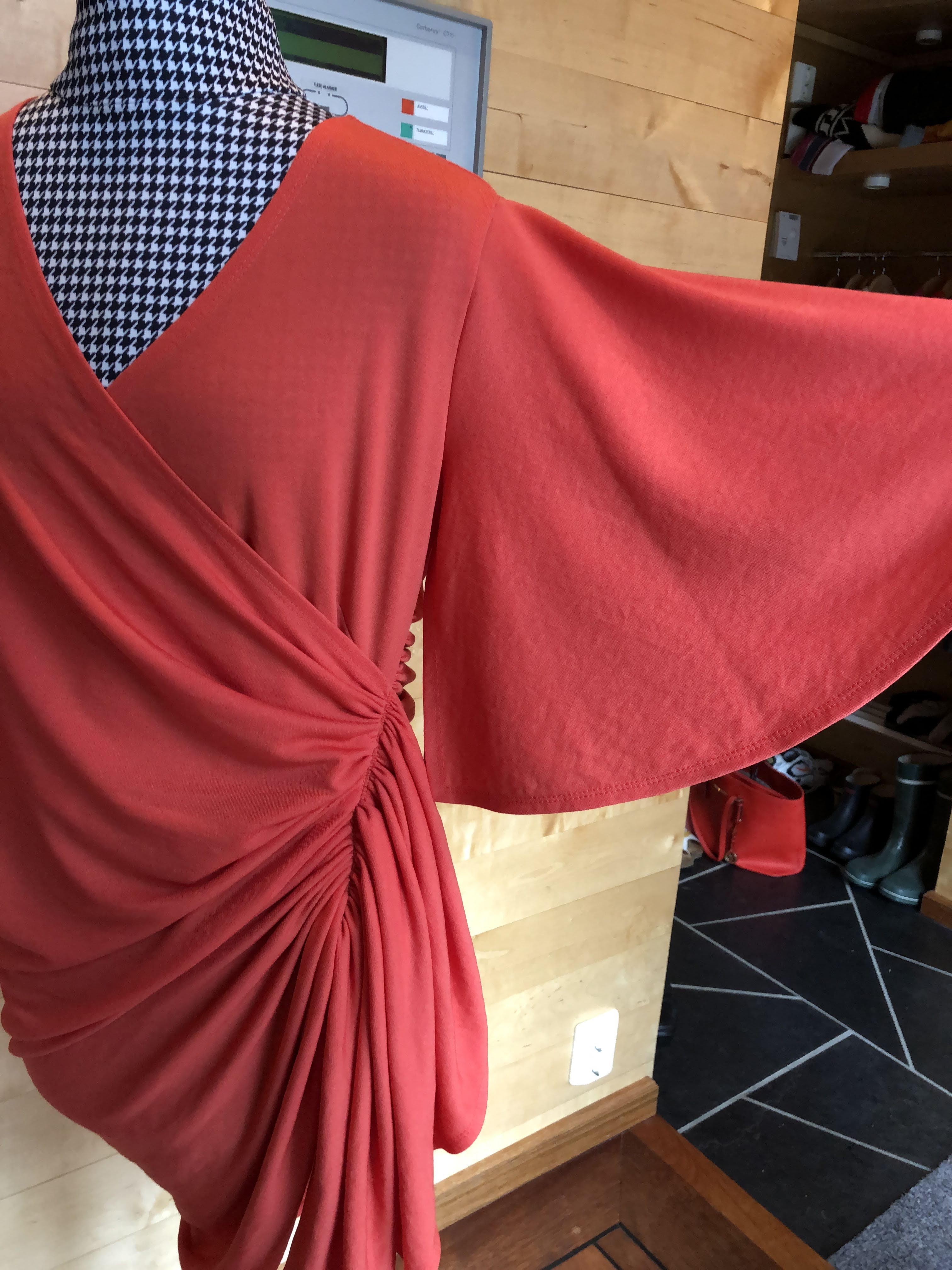 Gathered Drape Wrap Dress 🧡