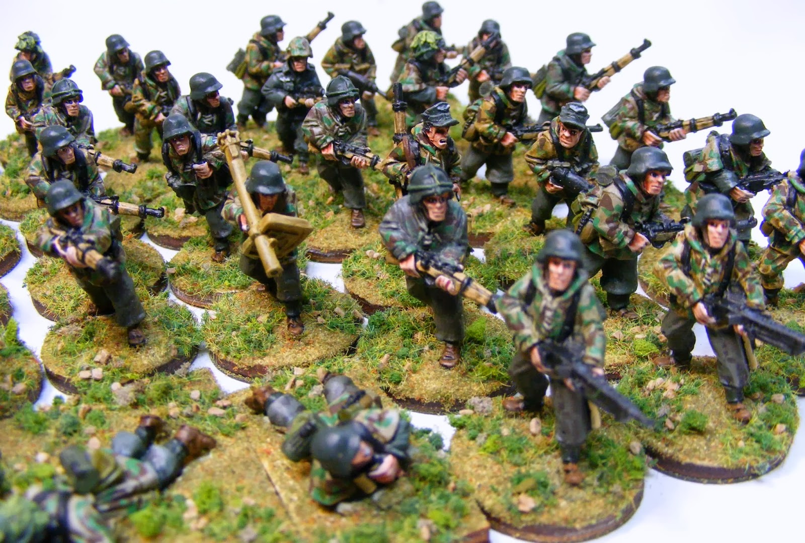 Evil Bob's Miniature Painting: 28mm Late War German Wehrmacht
