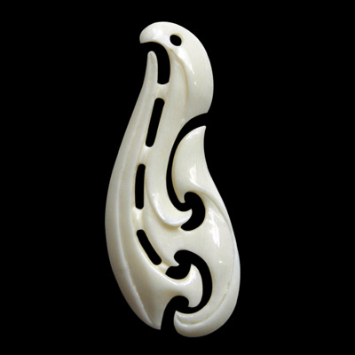 Bali Bone Carver : Maori Bone Pendant