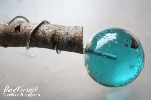 Retro Craft: Vintage Resin Lucite Grapes DIY