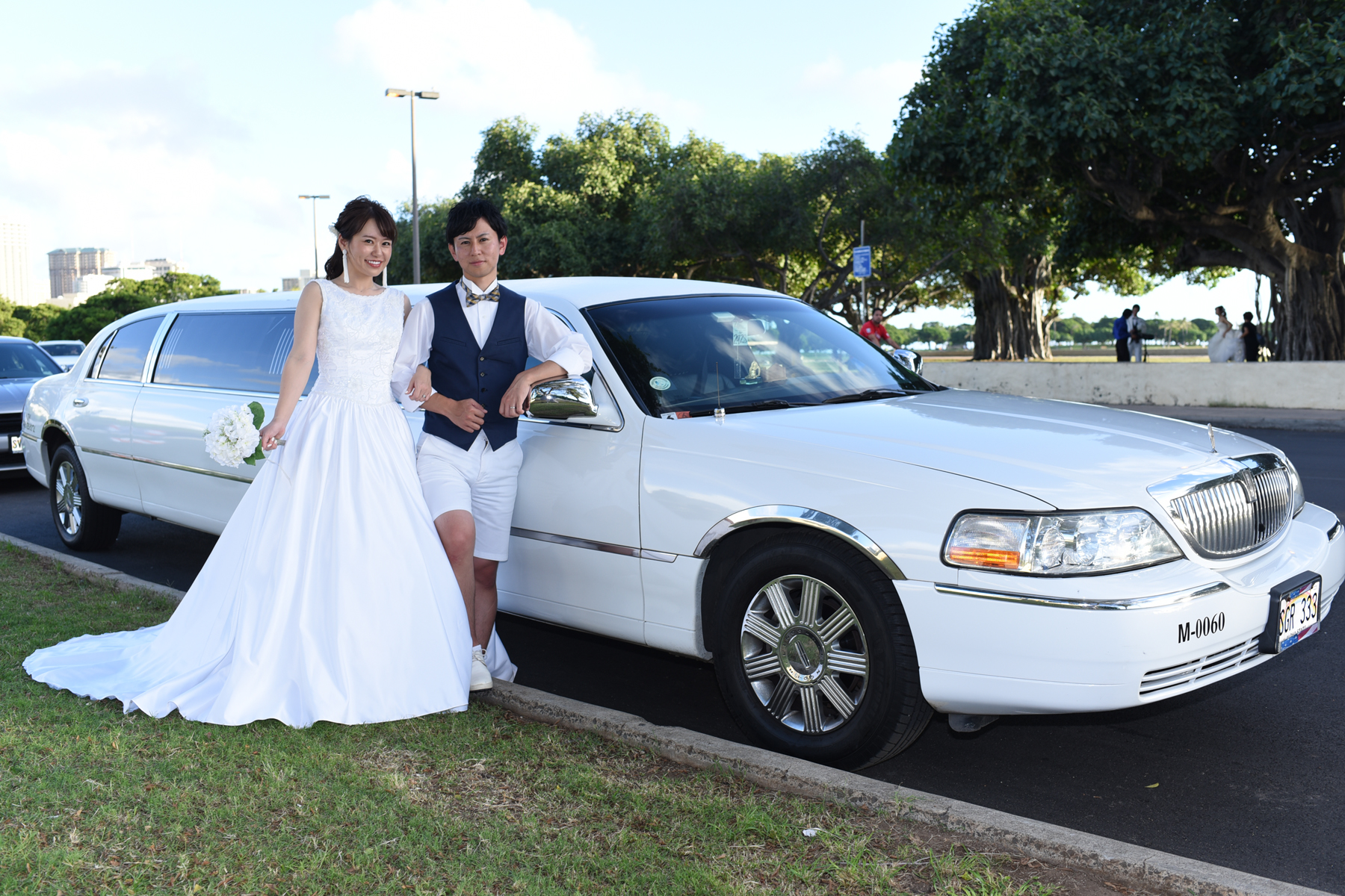 Hawaii Wedding Vendors: Inside the Limo