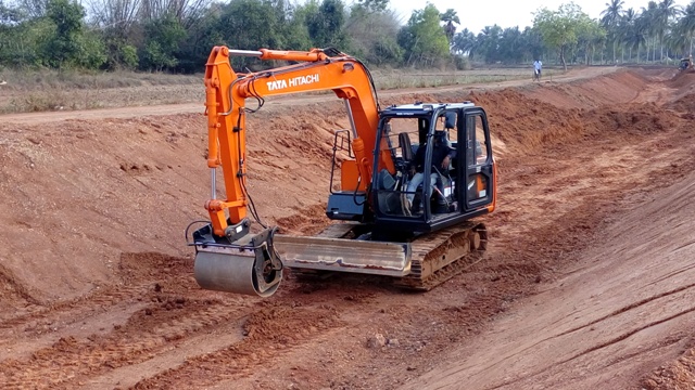 Slope Vibratory Compactor Attached With Excavator : Slope Vibratory ...