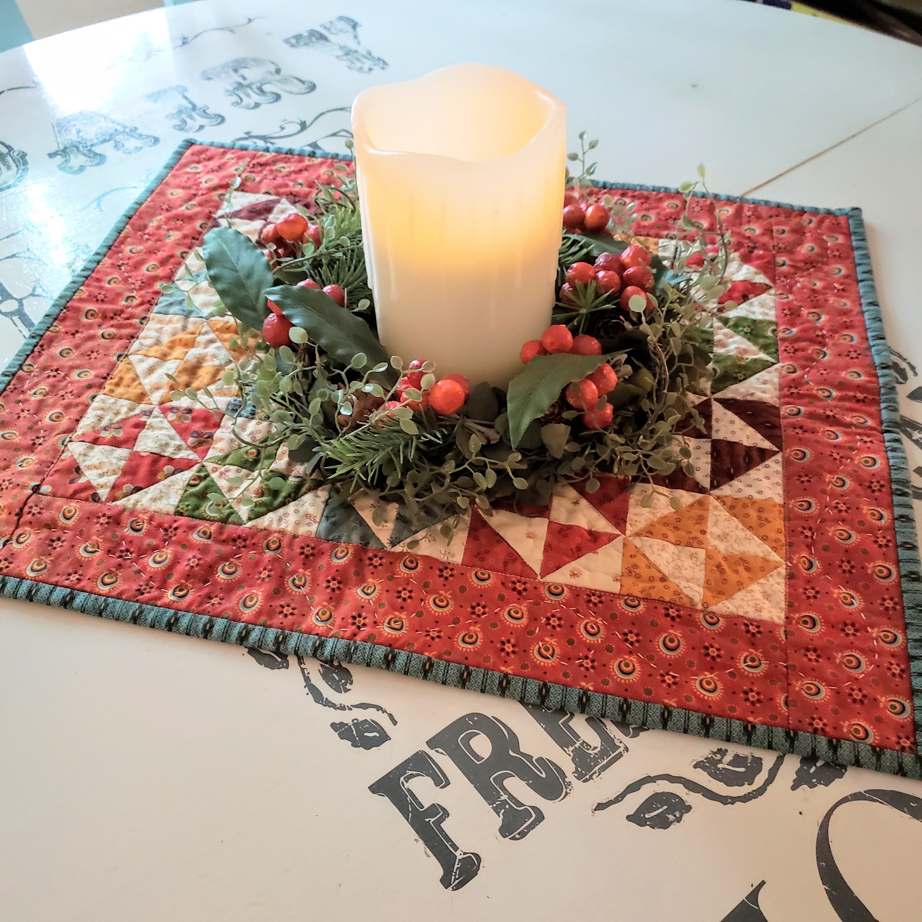 Farmhouse Quilts: Fall decorations at "the Farmhouse"