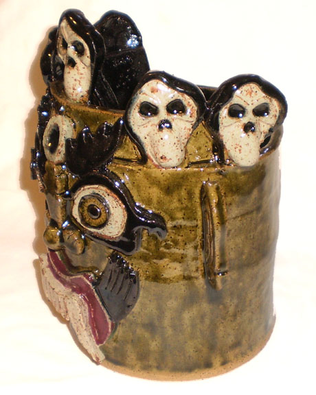 Aberrant Ceramics: Demon Pot With Skulls