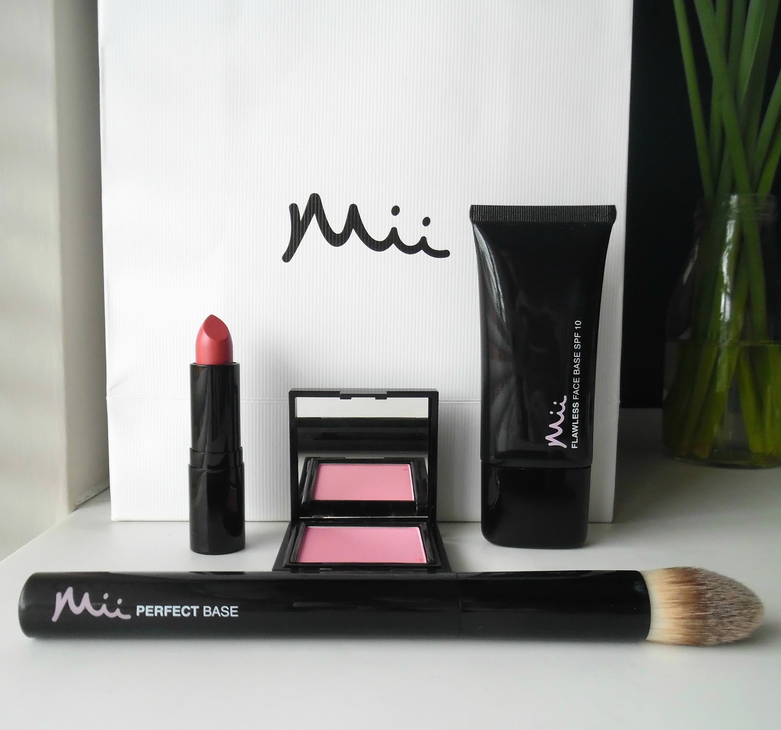 Mii Cosmetics Review | Getting to Nomi