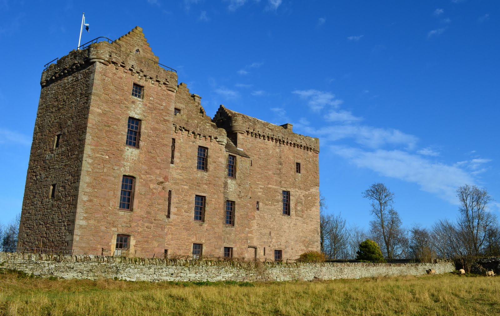 Tour Scotland: Tour Scotland Photographs Huntingtower Castle Perthshire