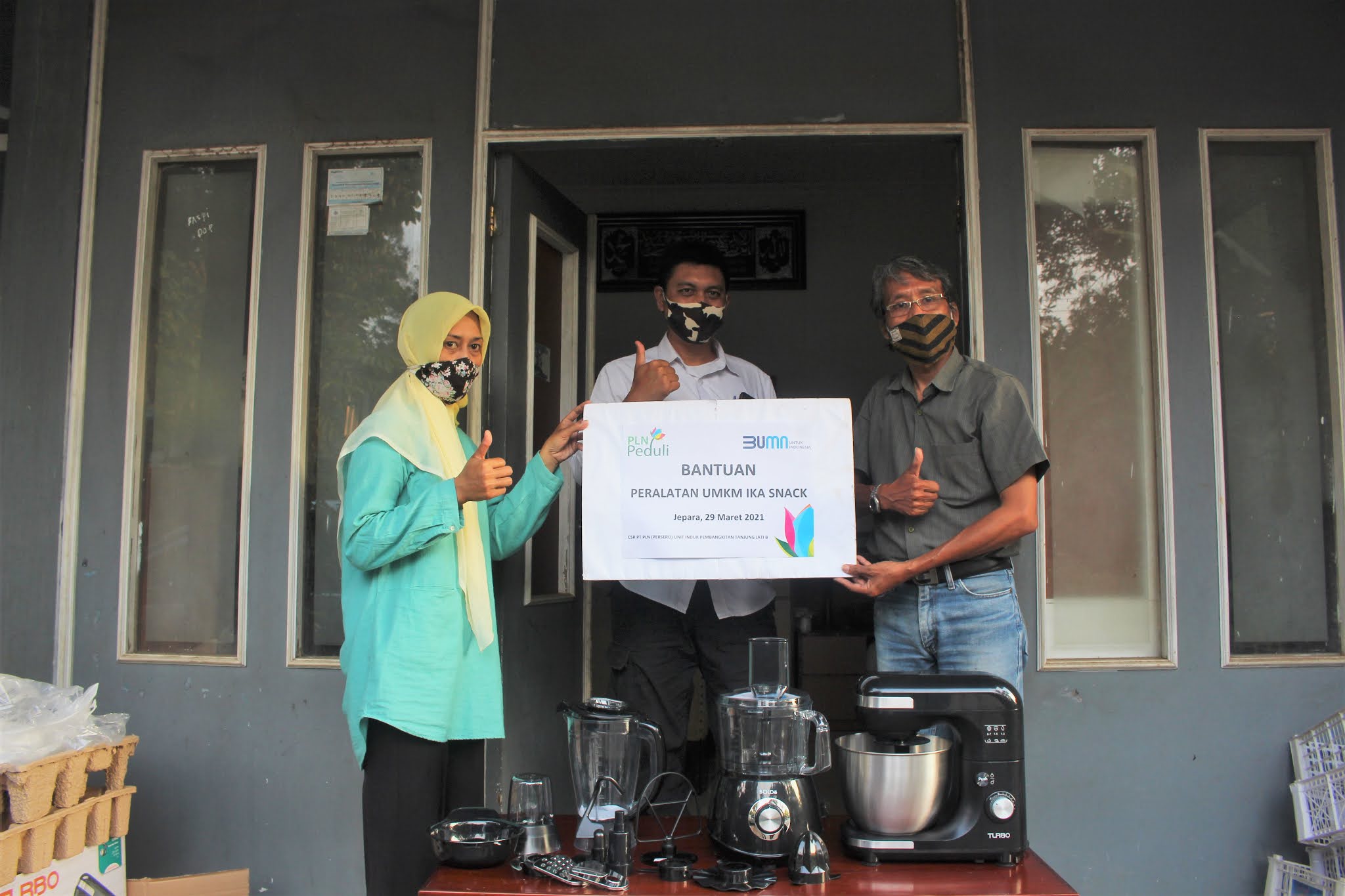 Bantuan Peralatan UMKM Ika Snack, UMKM Maju, Ekonomi Indonesia Melaju ...