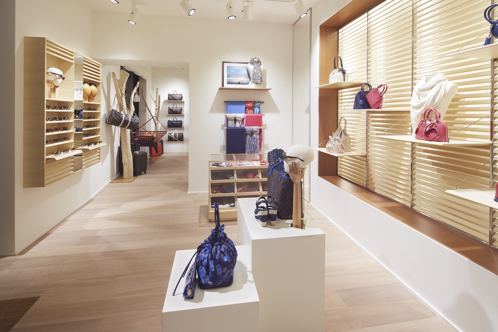 La Vie C'est Chic: LEISURE_Un nuovo concetto di boutique chez Louis Vuitton