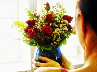 Teknik Cara Merangkai Bunga Mawar Segar