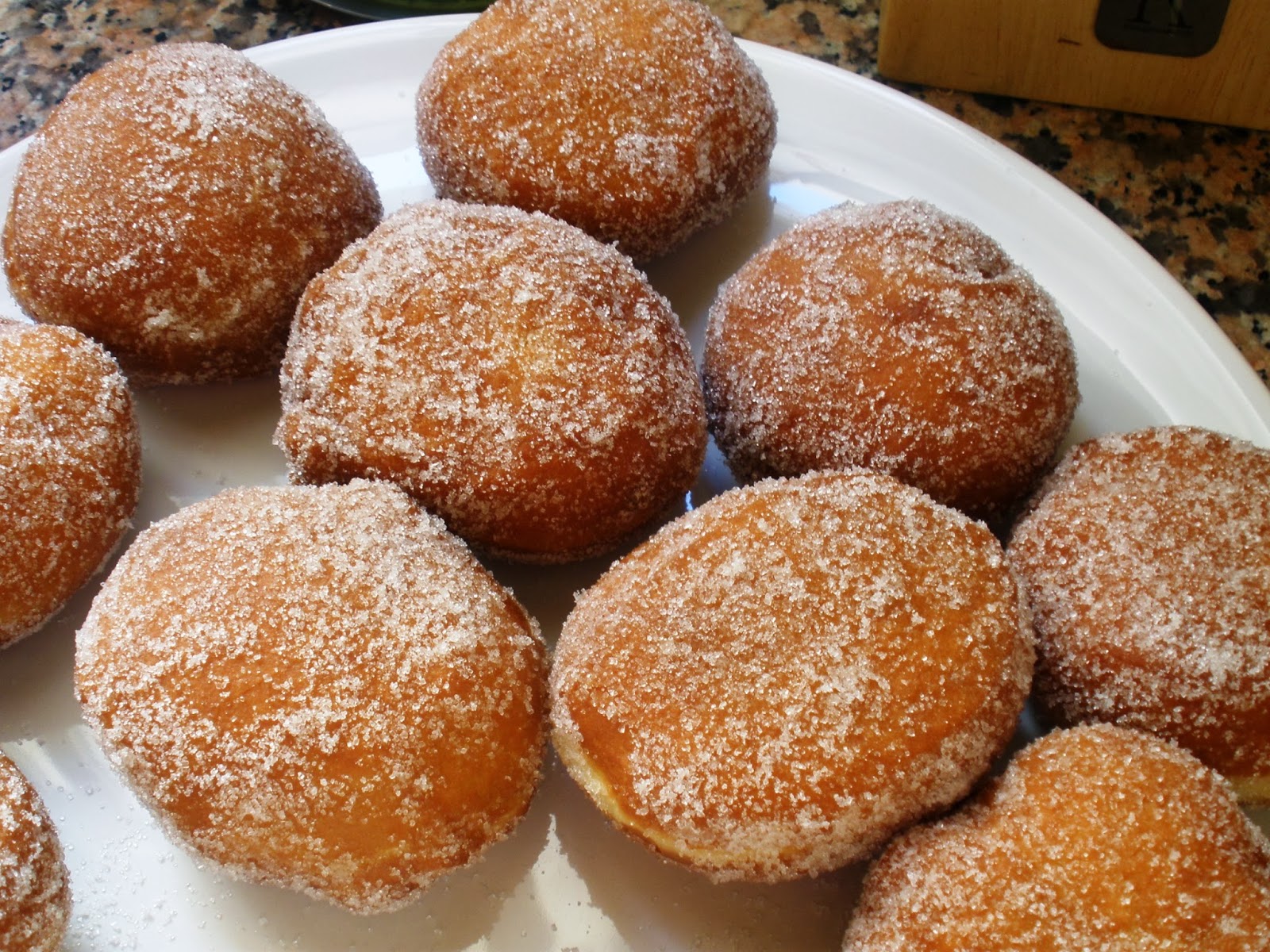 Cosas ricas y de buen ver: BERLINESAS O BOMBAS RELLENAS DE CREMA