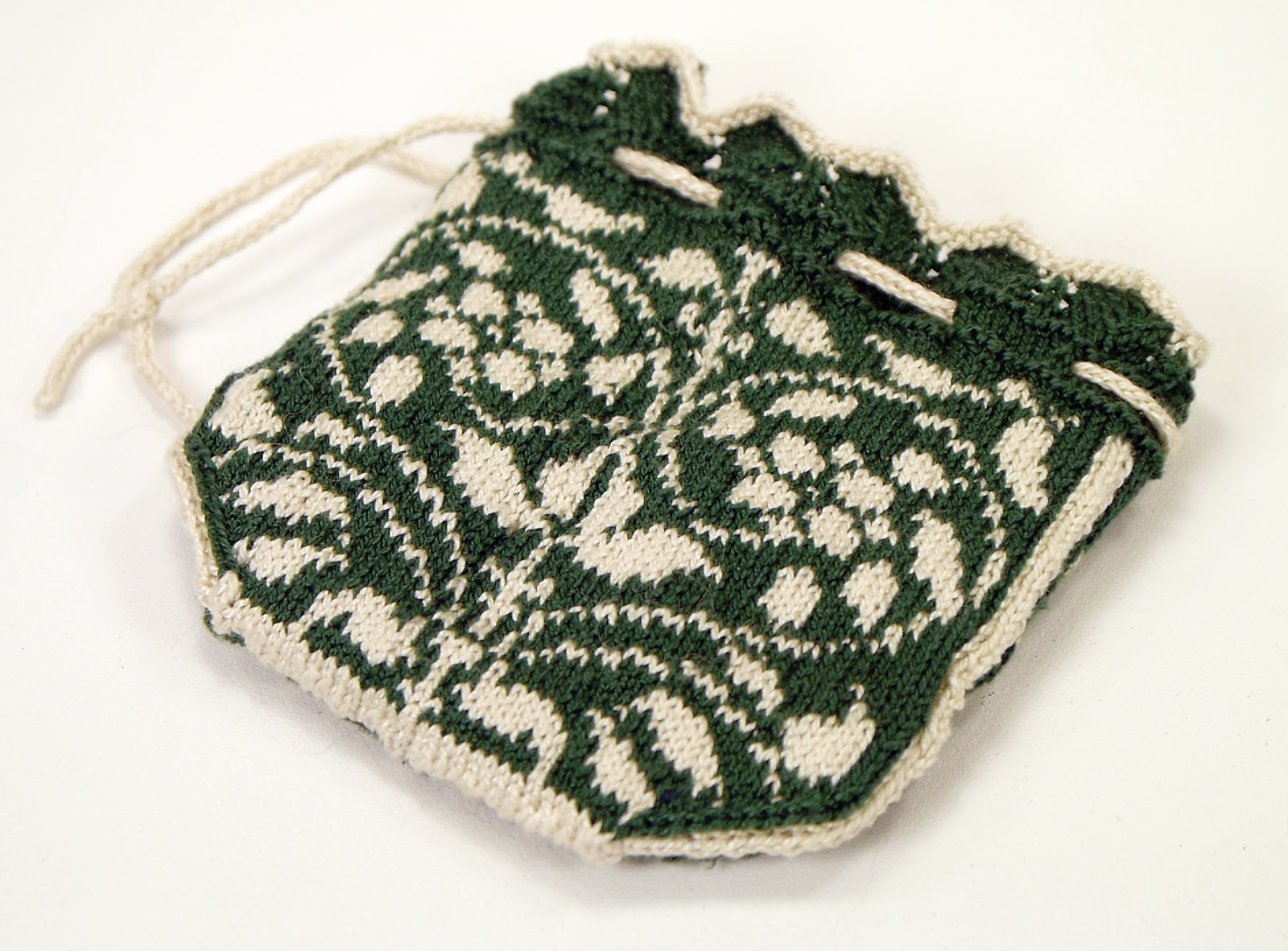 Adagiostyle: Thread Bags