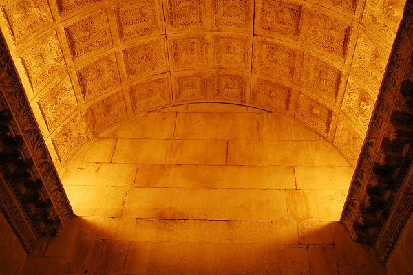 Hrvatska Travel: Jupiterov Hram u Splitu