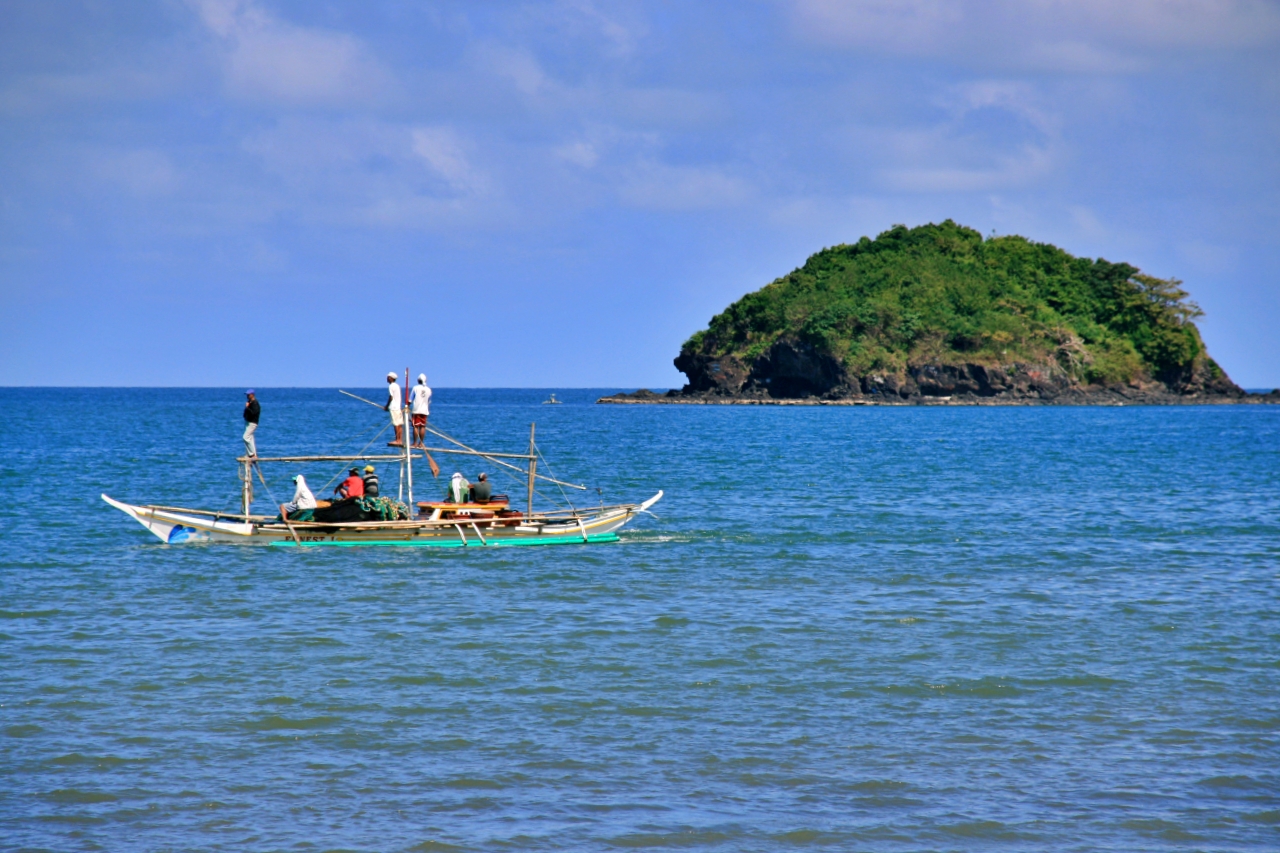 Roxas City: Feels Like Seafood Heaven | Capiz - Nomadic Experiences
