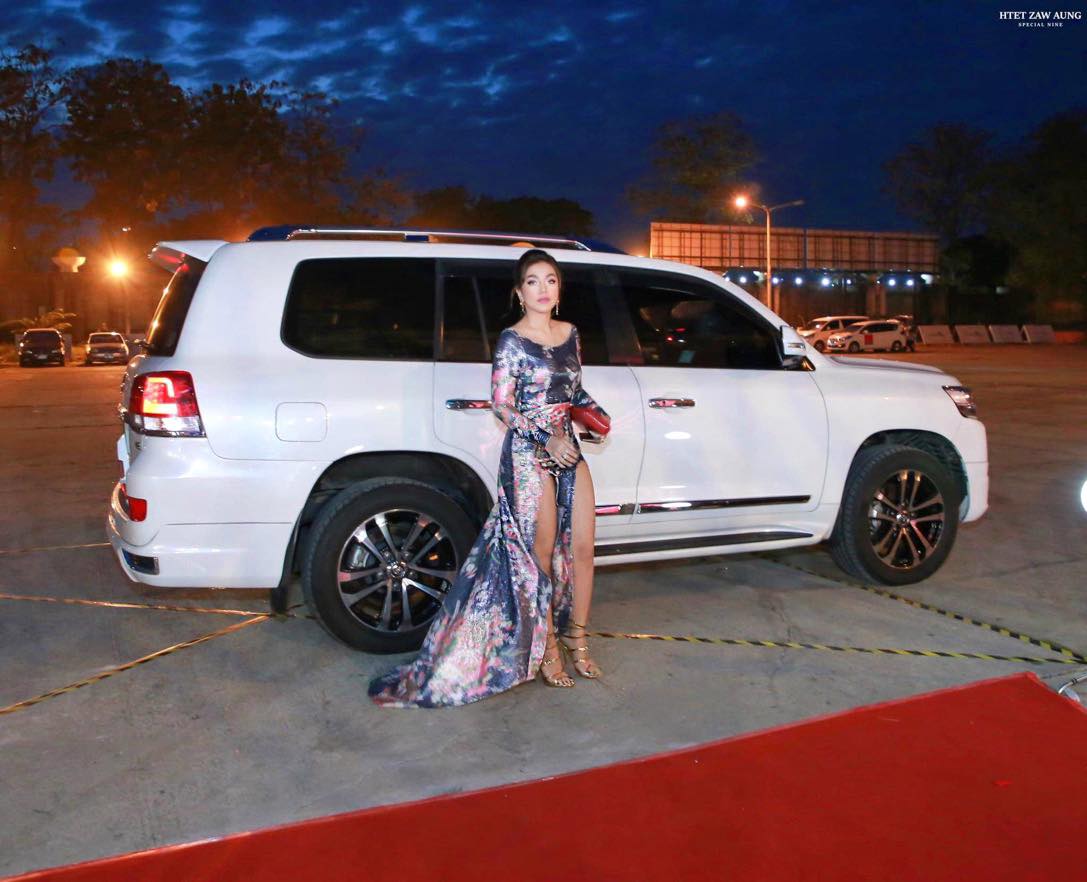 Warso Moe Oo Fashion Outfit - Shwe FM Night