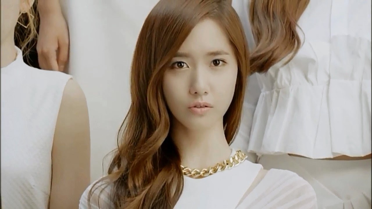 Girls' Generation: DIVINE PV από το The Best New Edition (και who-is ...