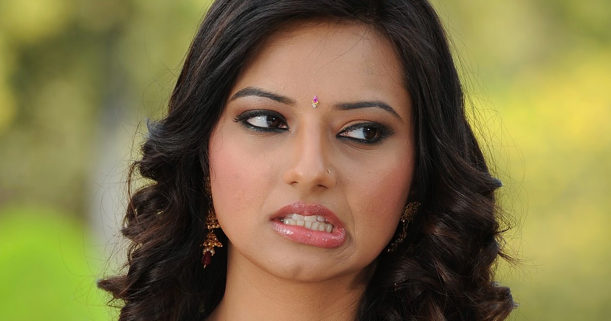 Beauty Galore Hd Isha Chawla Hot Facial Express Cute Smile Movie