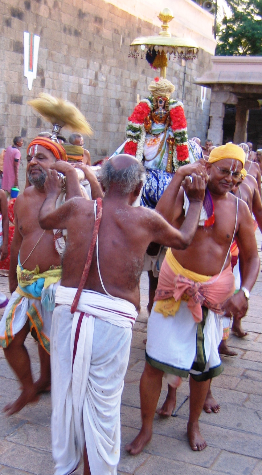 Temple, Travel and Sport: Sri Patham Thangis Srirangam