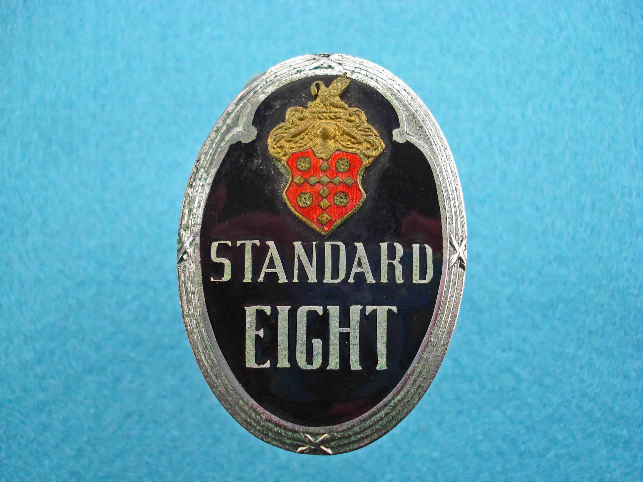 American Auto Emblems: PACKARD