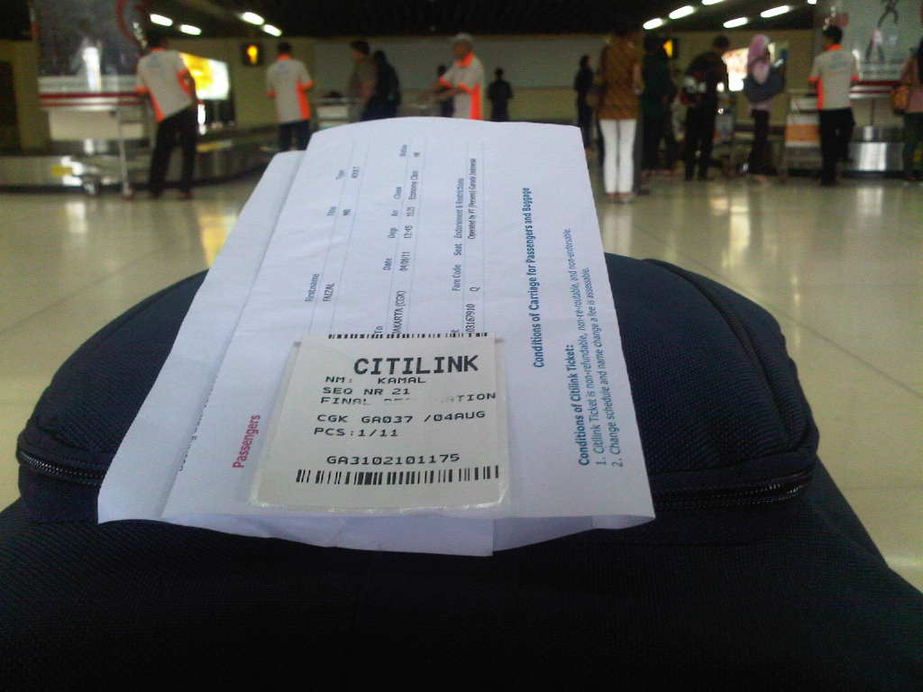 Cara dan Panduan Naik Pesawat di Bandara - INFOWARNA