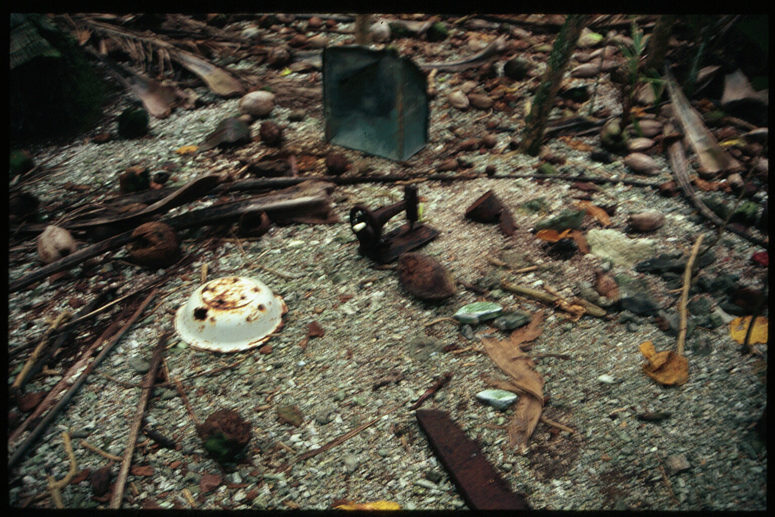 Amelia Earhart Archaeology: September 2015