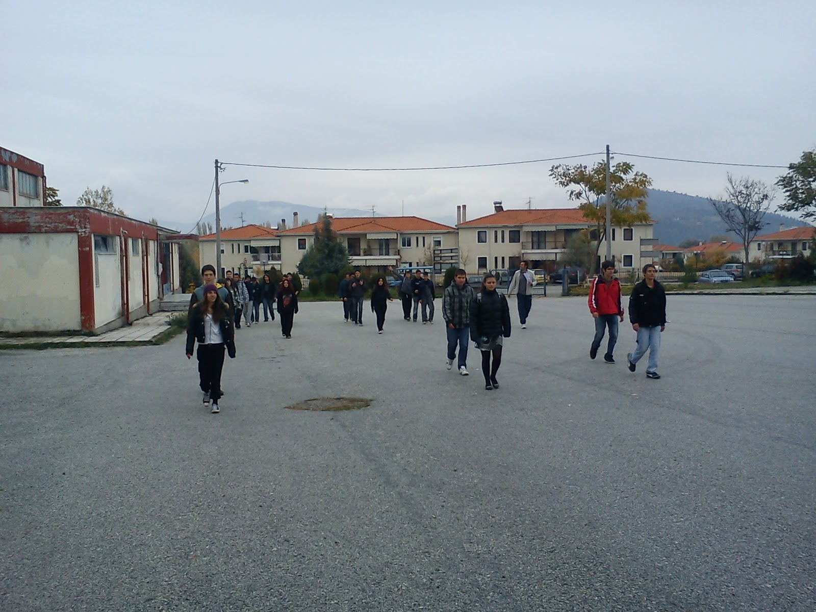 ΕΠΑ.Λ. ΚΑΣΤΟΡΙΑΣ: ΔΟΚΙΜΑΣΤΙΚΗ ΠΑΡΕΛΑΣΗ ΣΤΟ ΕΠΑΛ ΚΑΣΤΟΡΙΑΣ