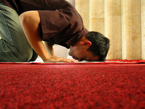 Sujud (Sajdah) Wallpapers - Articles about Islam