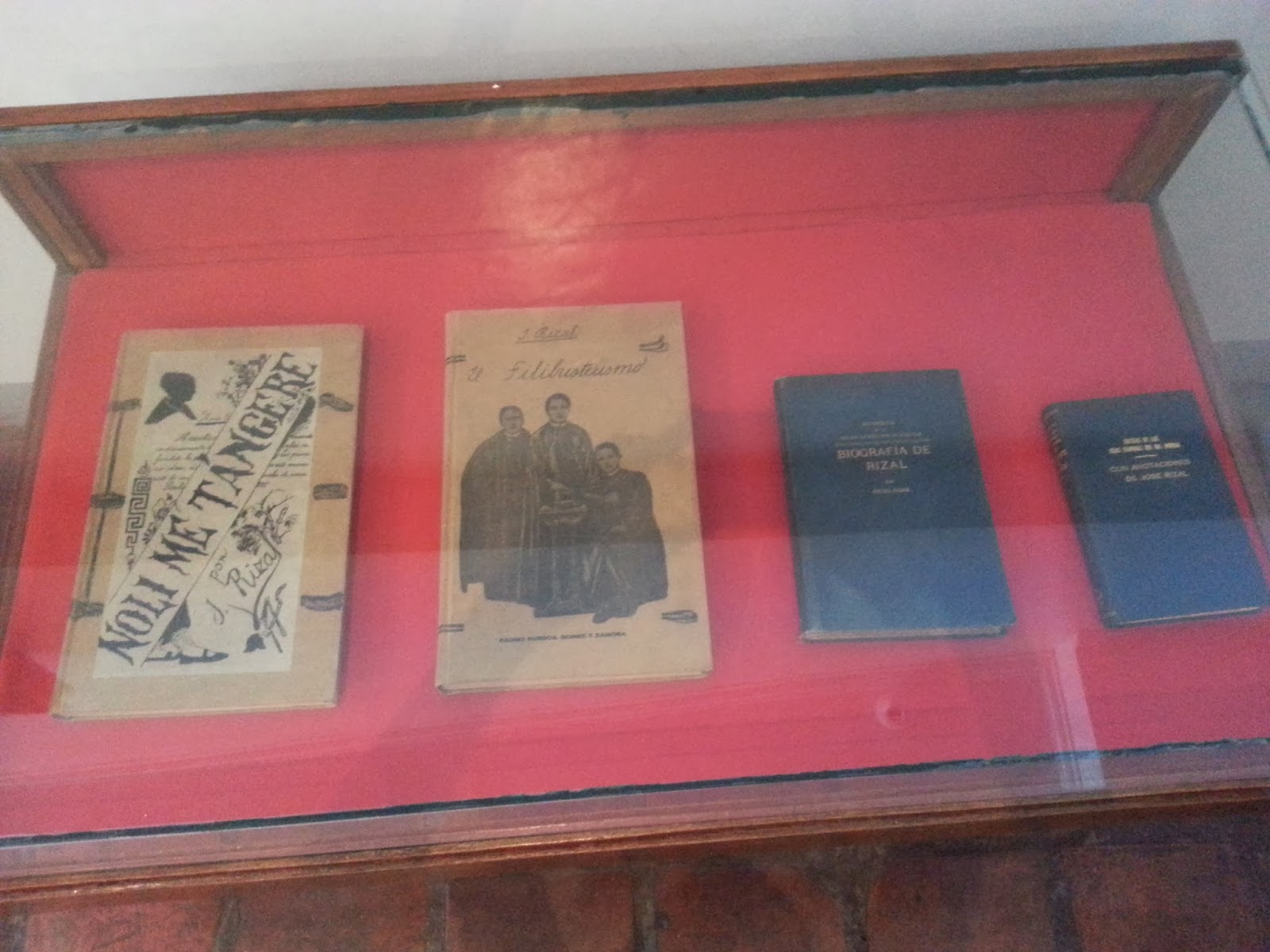 Field Trip Output: Kumuha ng mga larawan sa bahay ni Rizal at ilagay ...