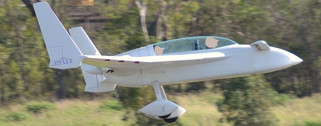 Central Queensland Plane Spotting: Colourful Ultralight Aircraft ...