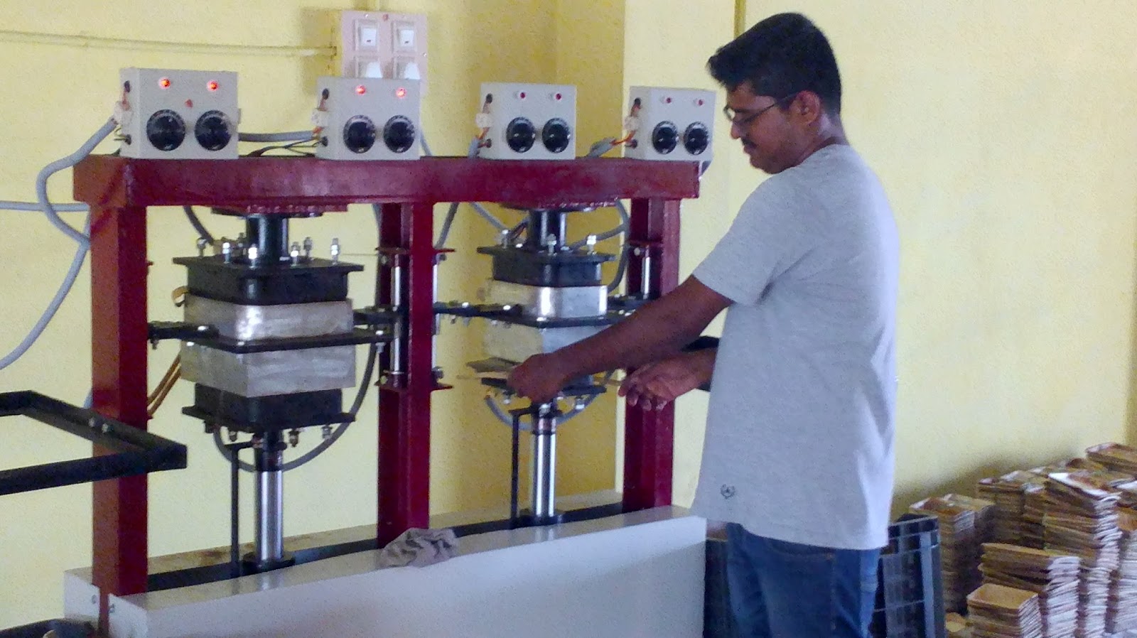 Eco Green Unit: Areca Leaf Container Making aimed for Green Economy