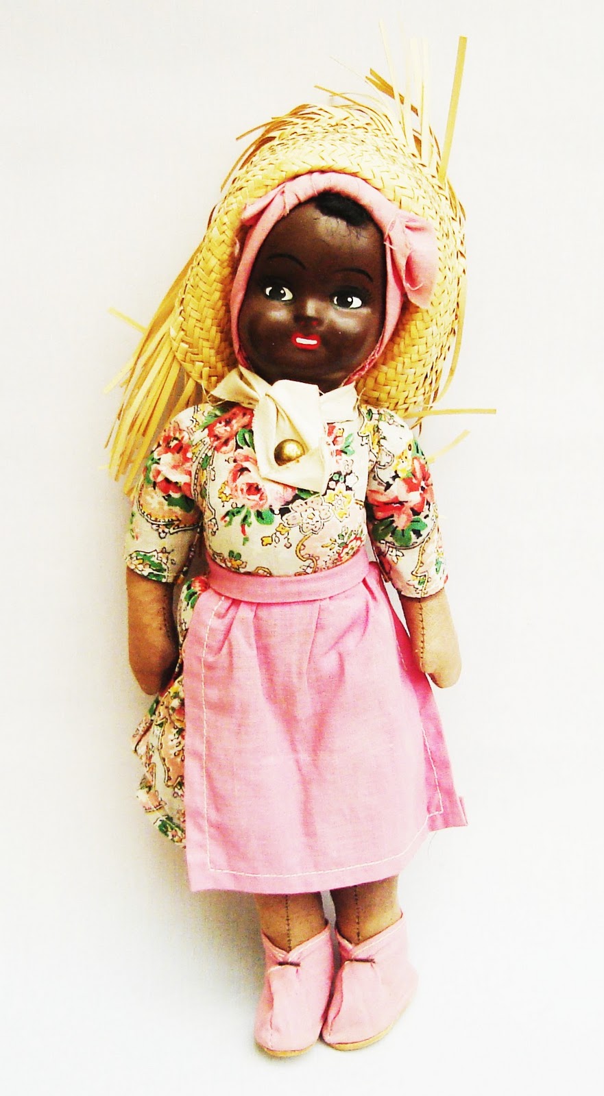 World Costume Dolls: MOROCCAN AND PUERTO RICO DOLLS (and an outside ...