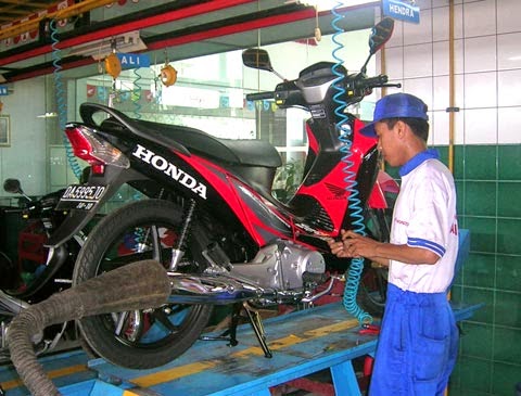Cara Merawat Motor Yang Harus Anda Perhatikan - Oto 7 Blog