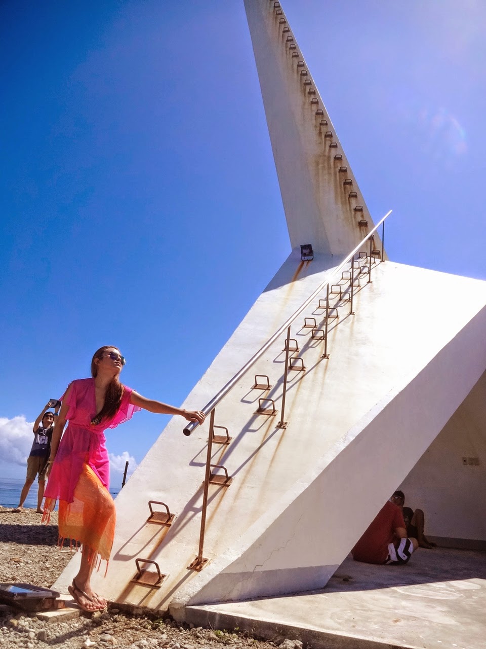 The Quaint Traveler: Baler Lighthouse & Dicasalarin Cove, Baler, Aurora