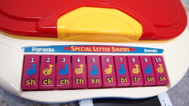 JuaiMurah: Vtech Letter Fun Laptop
