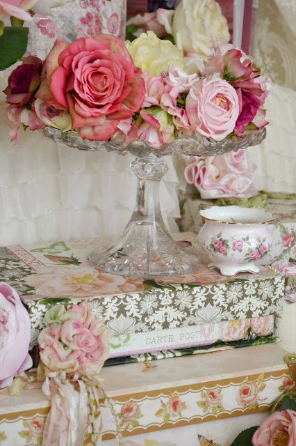 Jennelise: Fanciful Florals