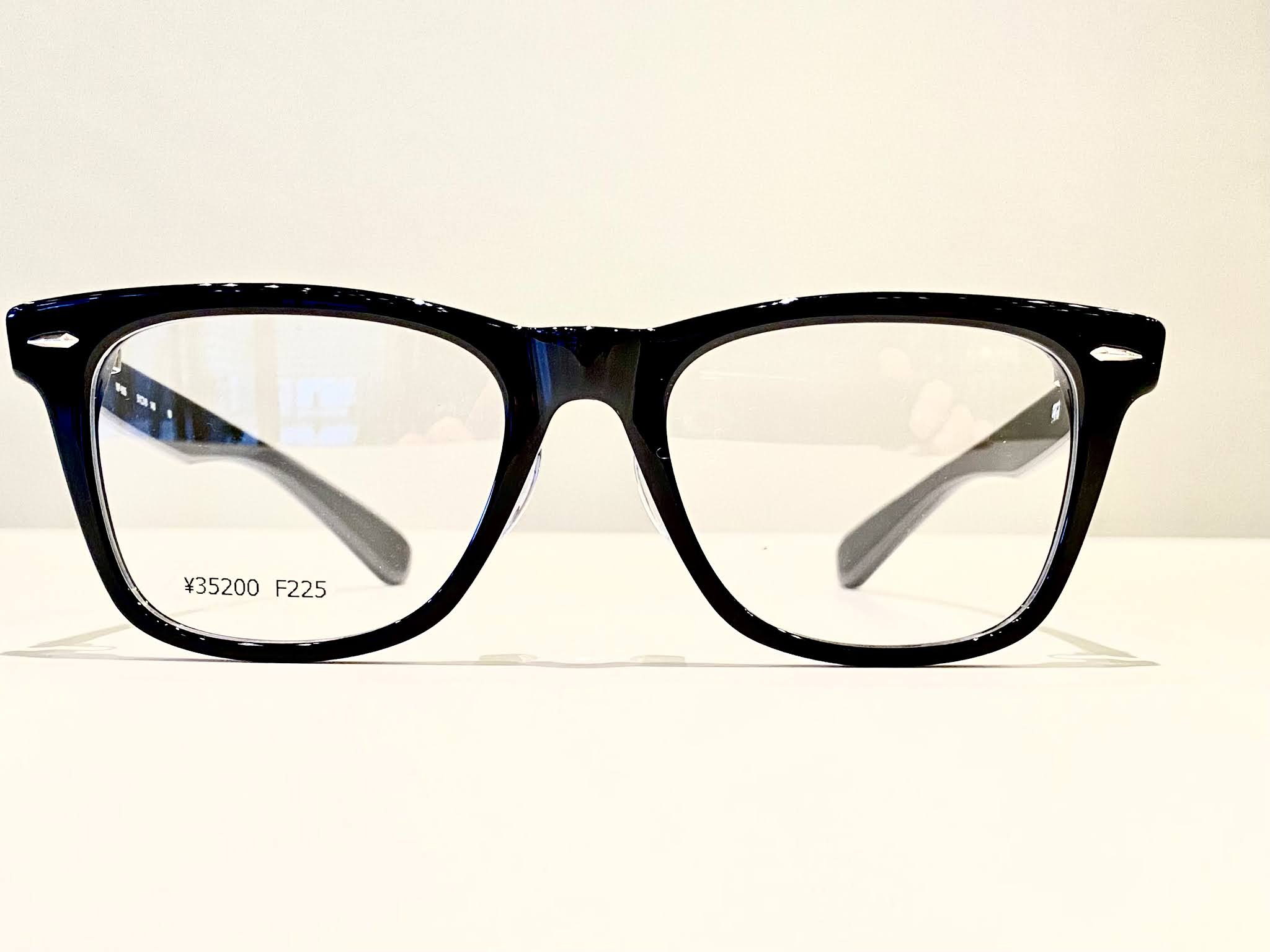 999.9 最新作『NP-605』｜メガネのジンノ｜BLOG