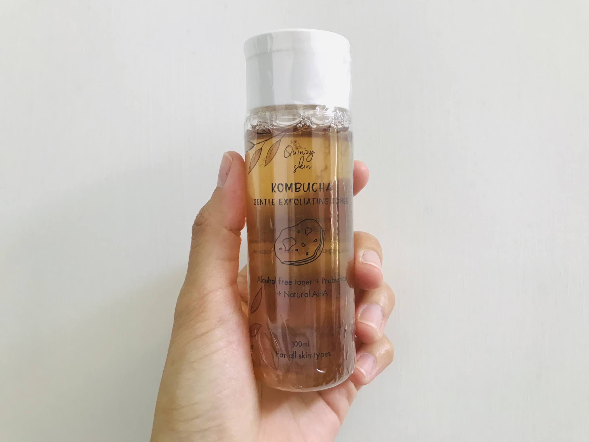 Quinzy Toner Kombucha Mild Exfoliating Toner - Deva