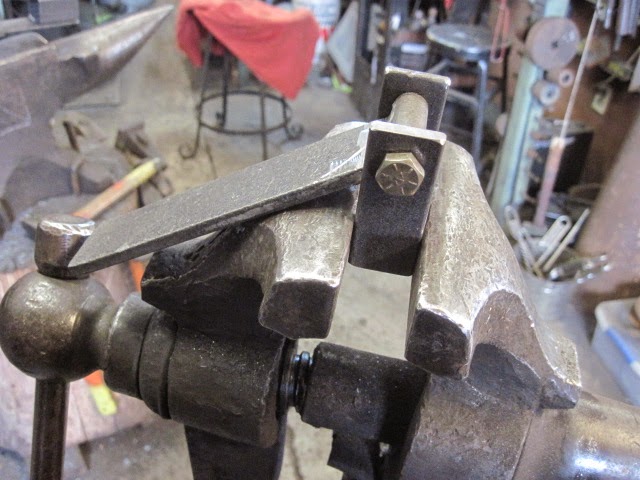 Persimmon Forge: Professional Blacksmithing: Making Hinged Dies