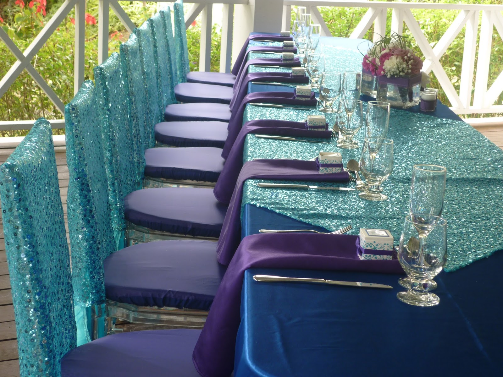 SANOJAH'S: Banquet-Style Seating