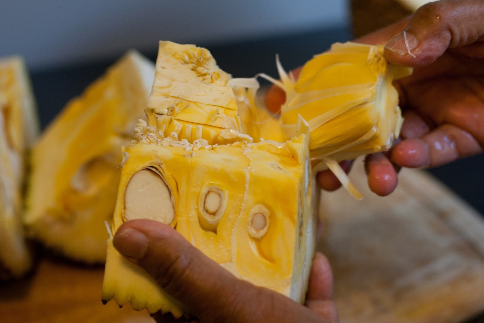 Cardamom Kitchen: Slice and Dice: Jackfruit