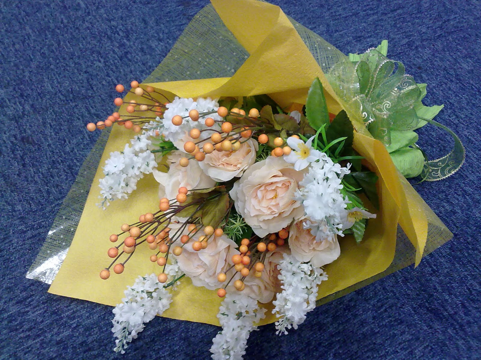 Nani Florist: Bunga Ros (Hand Bouquet)
