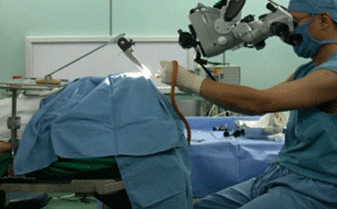 Yeson Voice Center: Voice Feminization Surgery