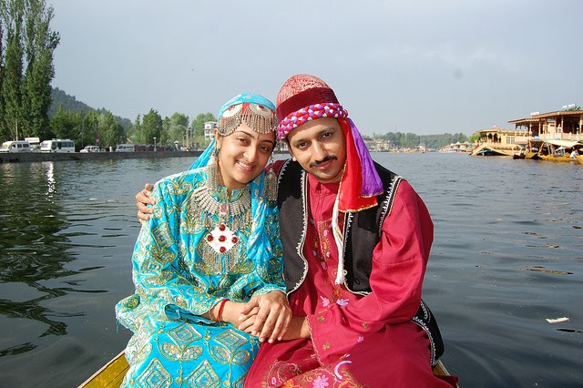 Cute pages for cute Girls: Beautiful Kashmiri designs and pictures ...