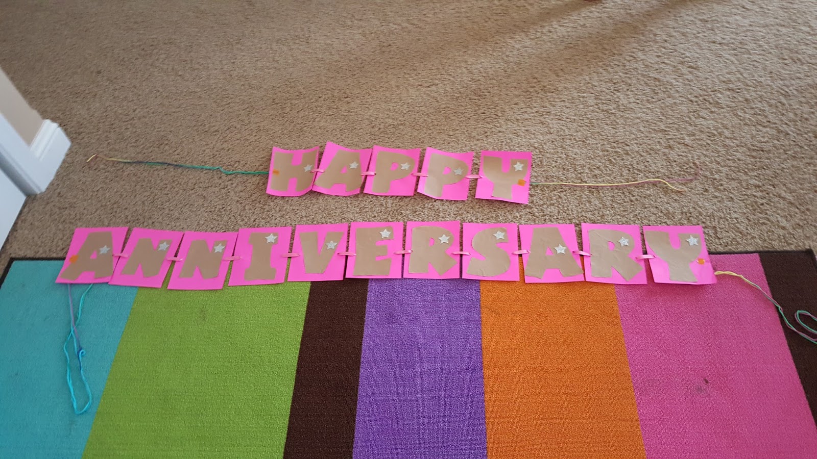 The Universe Designs: DIY Letter Banner