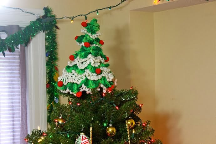 ANTIQUES GALORE GAL: SAYING MERRY CHRISTMAS WITH GOODWILL THRIFT ITEMS!