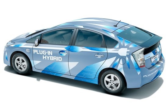 Plug-in Prius gets 128mpg range | Electric Vehicle News